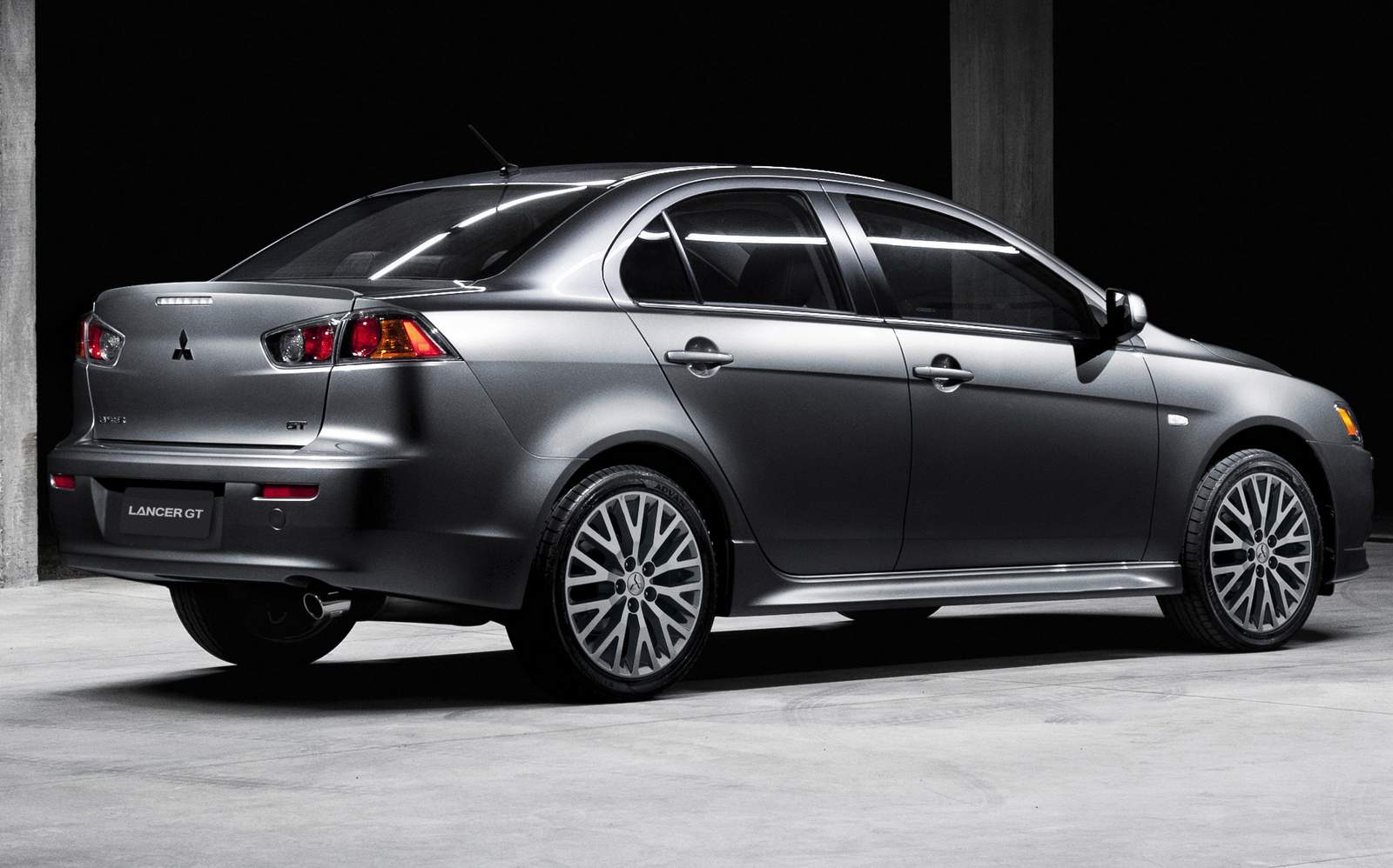 Novo Mitsubishi Lancer 2016: vídeo, preços e consumo