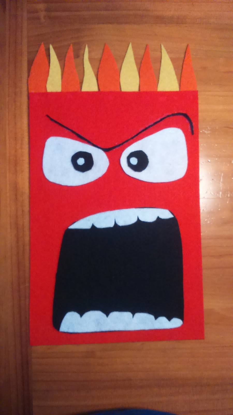 Where the creative things are.: Disfraz furia Inside Out