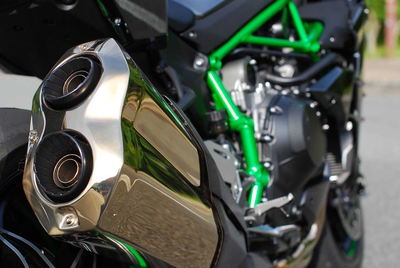 blueskyfuji: カワサキNinja H2Rの次は、Ninja H2O