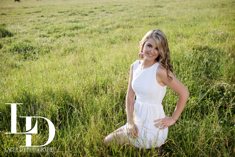 Lacey D. Photography - Senior Portrait Photographer: Class of 2014 - Holly