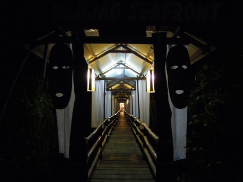 the seasoned first timer: Palawan Food Trip: Badjao Seafront Restaurant