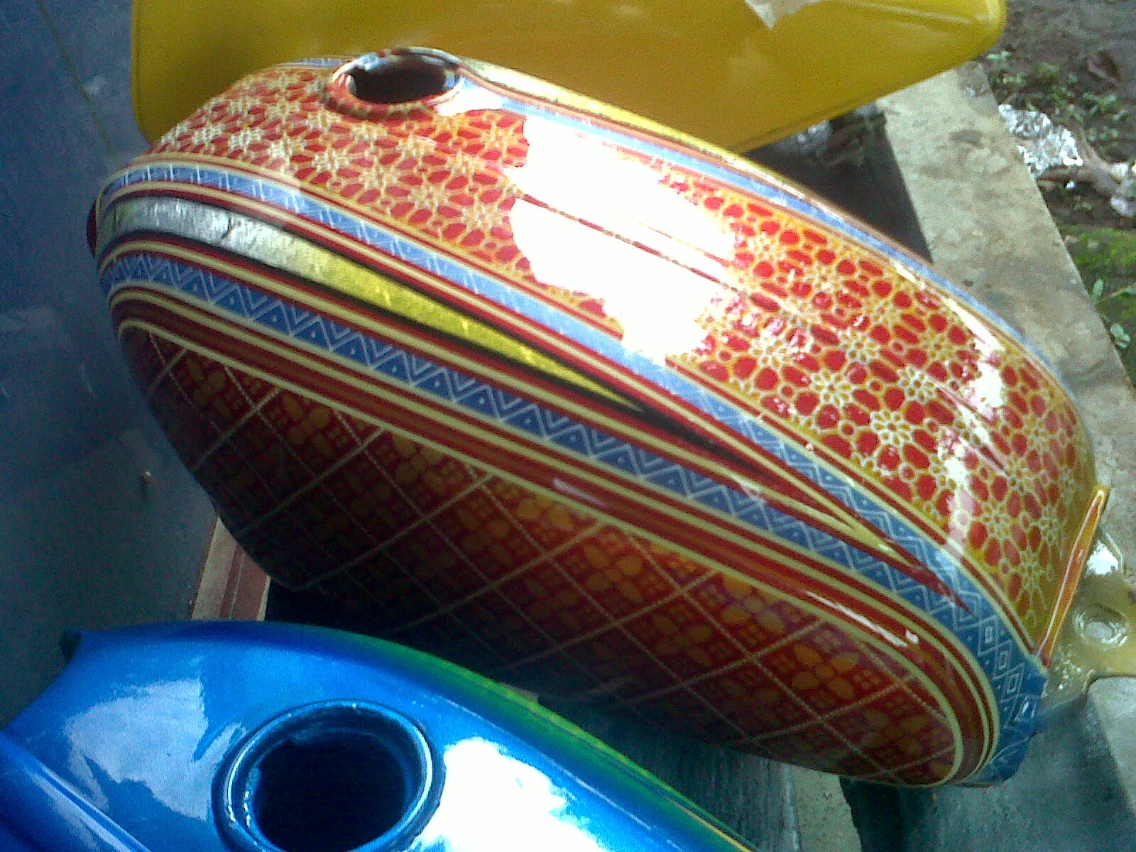 VENOMS AKSESORIS MOTOR: JUAL PART KUSTOM : TANGKI - SPAKBOR - BODY ...