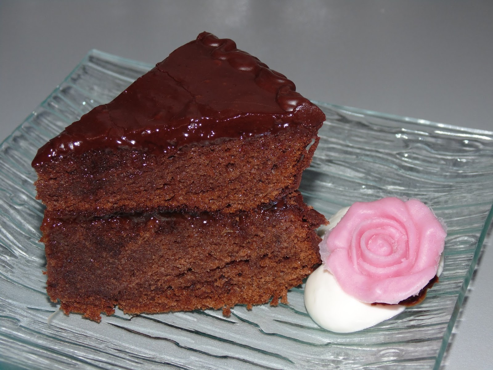 Sacher-torte, recipe (including photos) | Life in Luxembourg