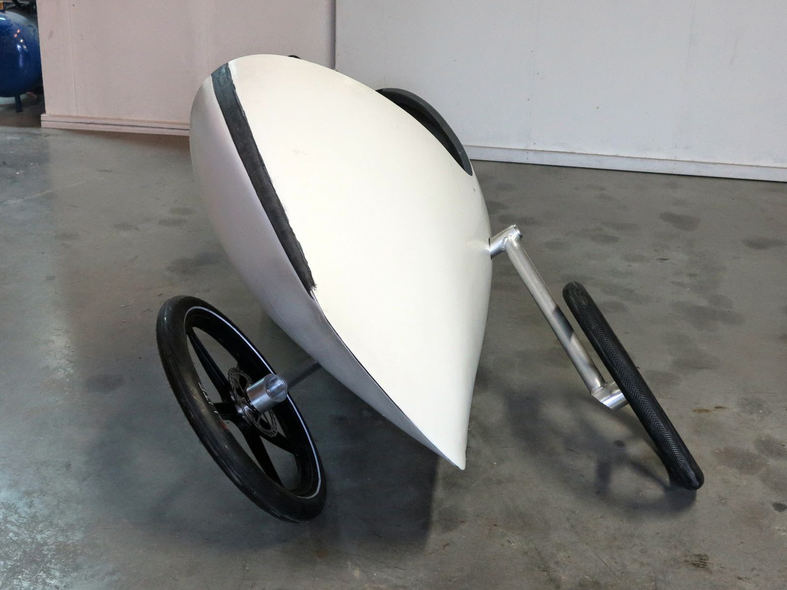 Velomobiel Quest en Wim Schermer: VeloTilt op de wielen