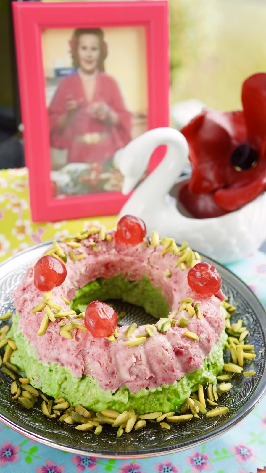 Keep Calm and Fanny On - The Fanny Cradock Food Blog: She Wore A ...