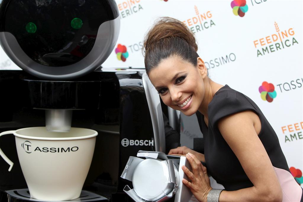 DCeleb: Eva Longoria at the Grand Opening Of ‘Tassimo Brewbot Cafe’