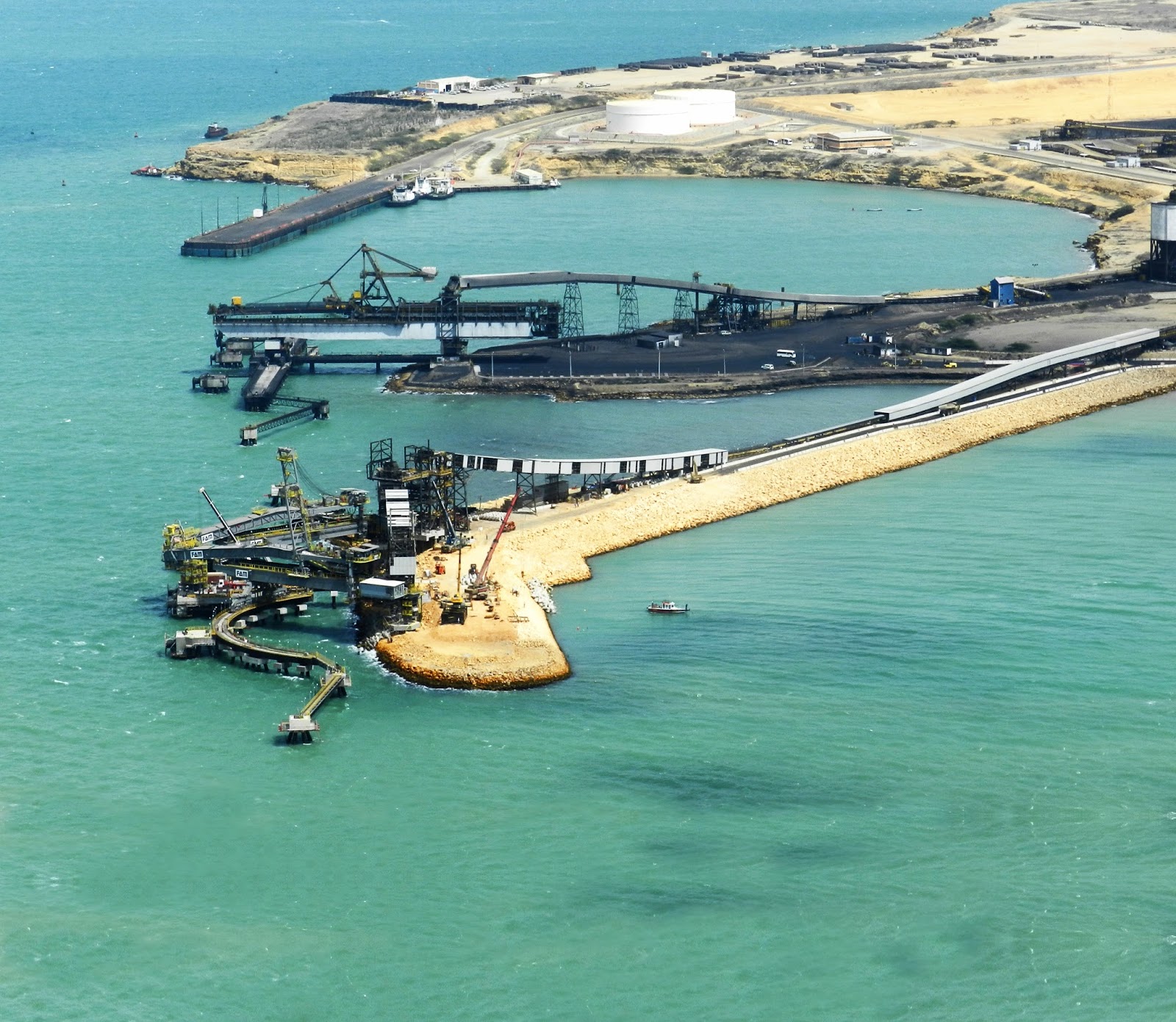 Cerrejón carga las primeras 20.000 toneladas de carbón en su nuevo ...