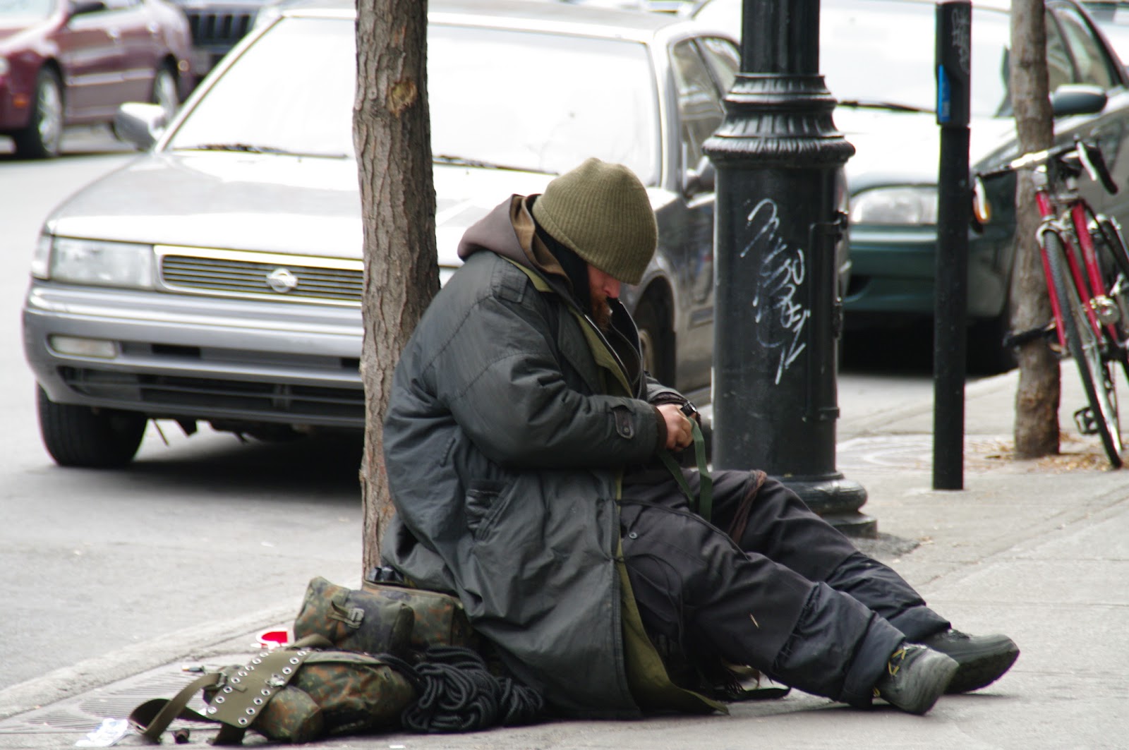 Living, Eating and Cooking in Paris: Homeless in Paris: From Clochard ...