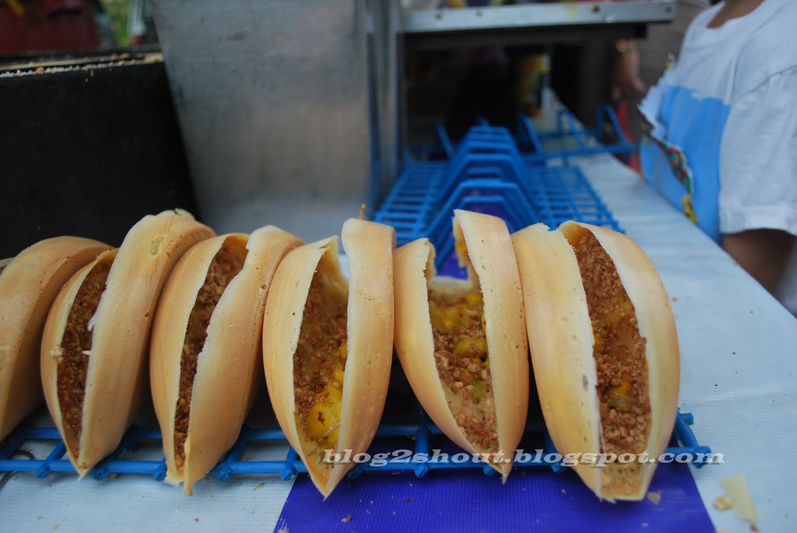 Different Types of Apam (Apom) Balik [PHOTOS]