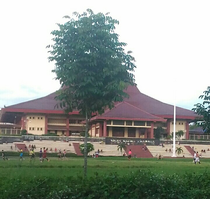 Minggu Sore di GSP UGM