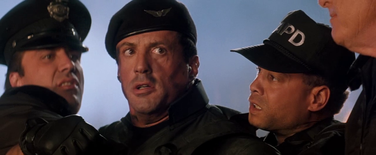 Elokuvatirkistelijä - Leffablogi: Demolition Man