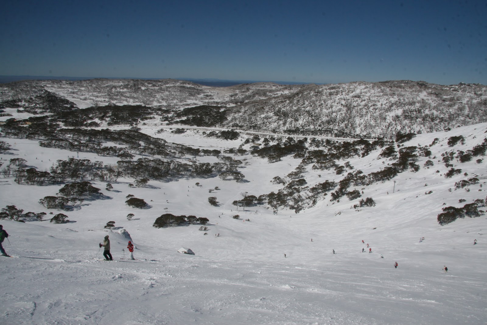 LIFE LOVE AND SKI: PERISHER, SMIGGINS, NSW SKI FIELDS