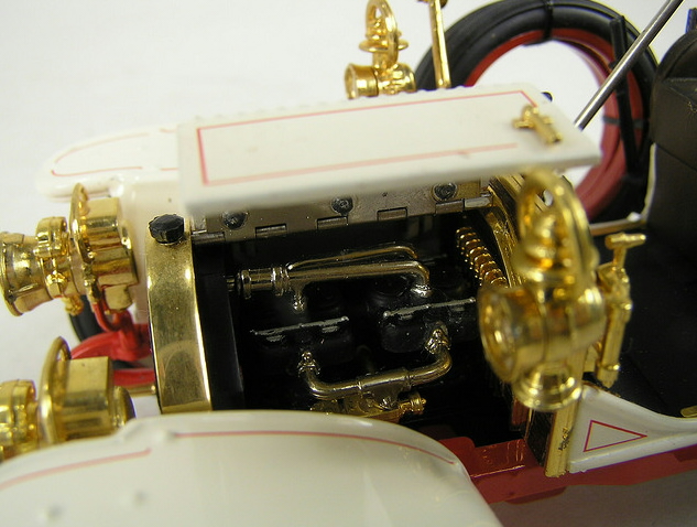 THE VANCOUVER EXPRESS: 1909 MERCEDES SIMPLEX TOURER