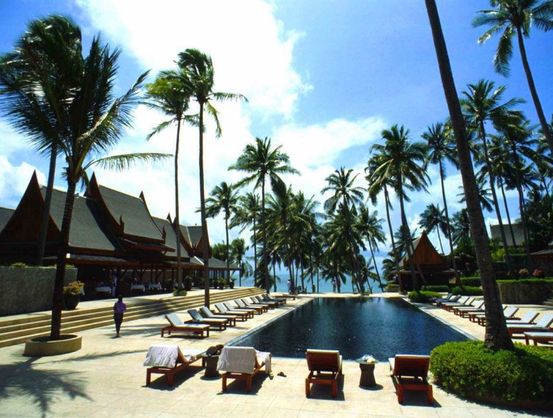 Senari Wallpaper ~ Entertainment Spy