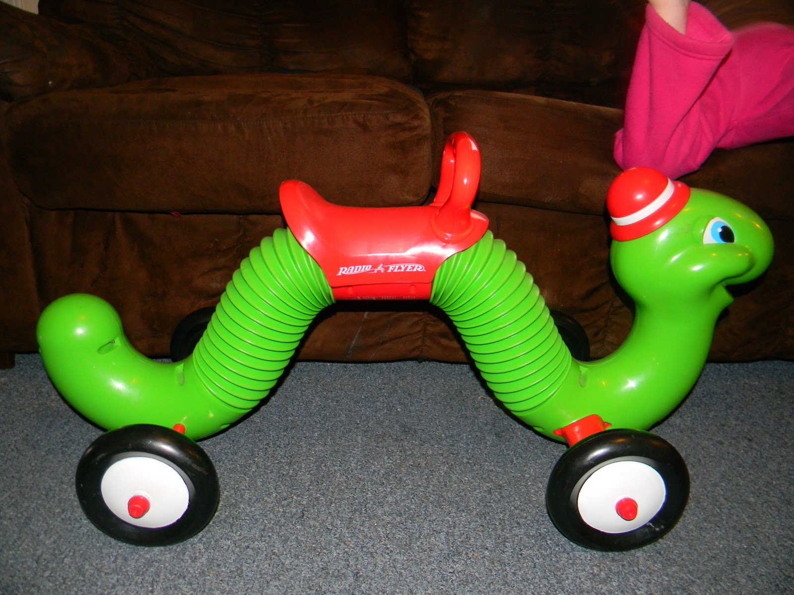 organizing my life: Yard Sale! It's Free!