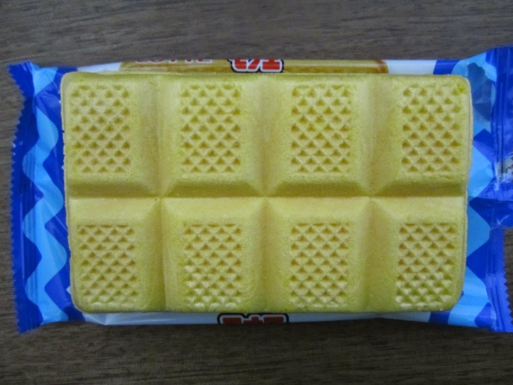 Mel's Adventures in Japan: Kusa Mochi Azuki Monaka Ice Cream Sandwich