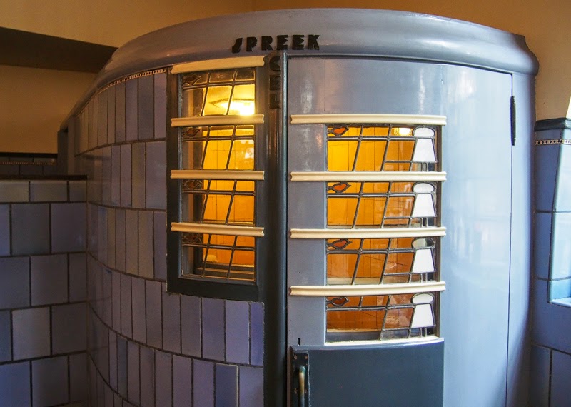 Netherlands: Museum Het Schip and the Amsterdam School