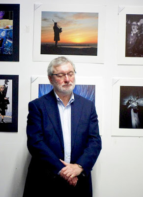 photopol: MONGOLIAN DANCER