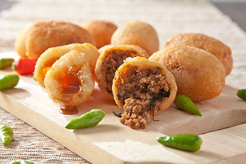 Resep Membuat Combro Isi Pedas | Miresep