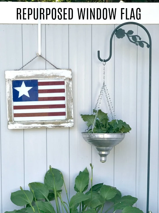 Chippy Window American Flag