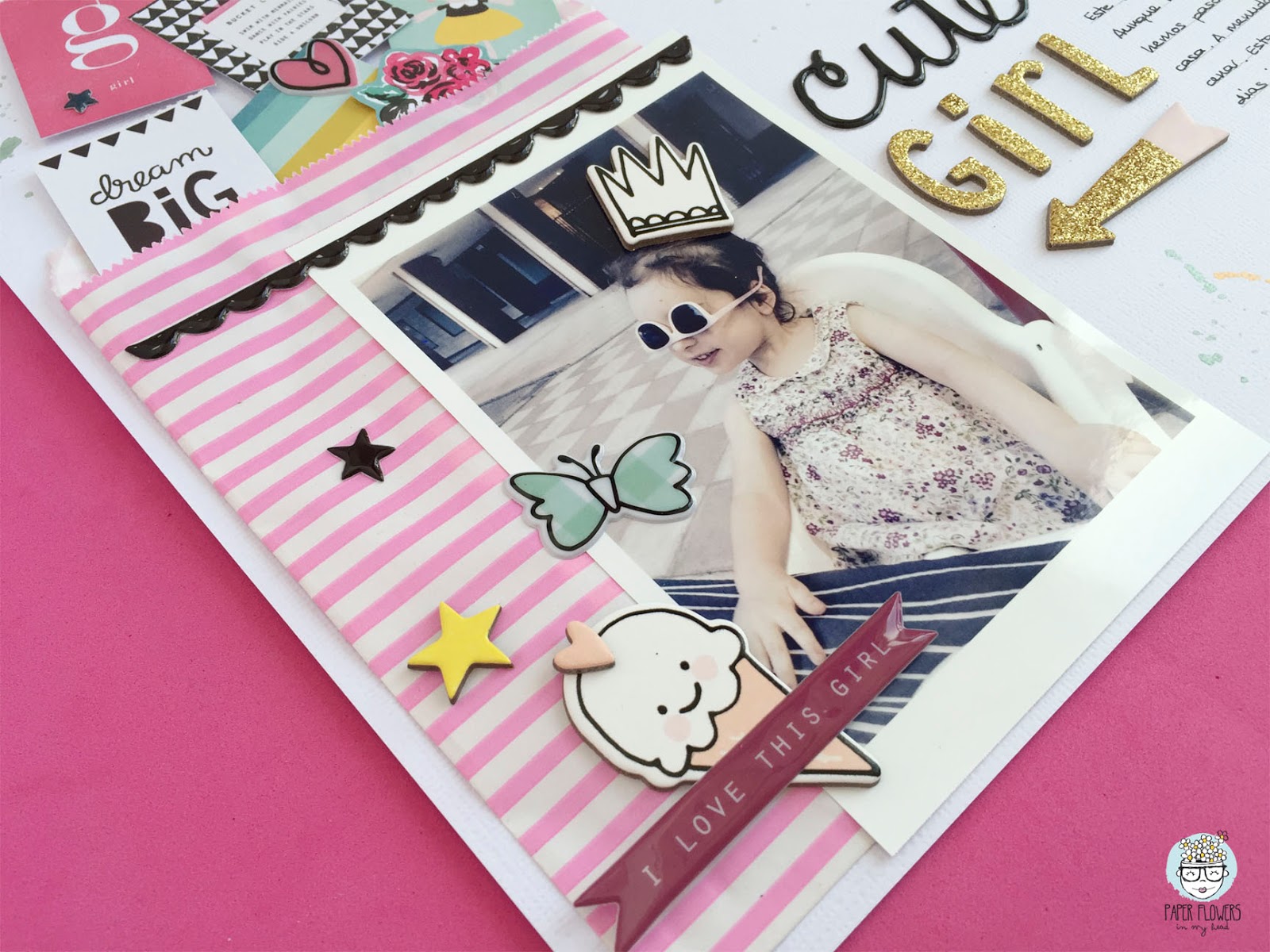 Un layout con cuatro cosas - Paper flowers in my head