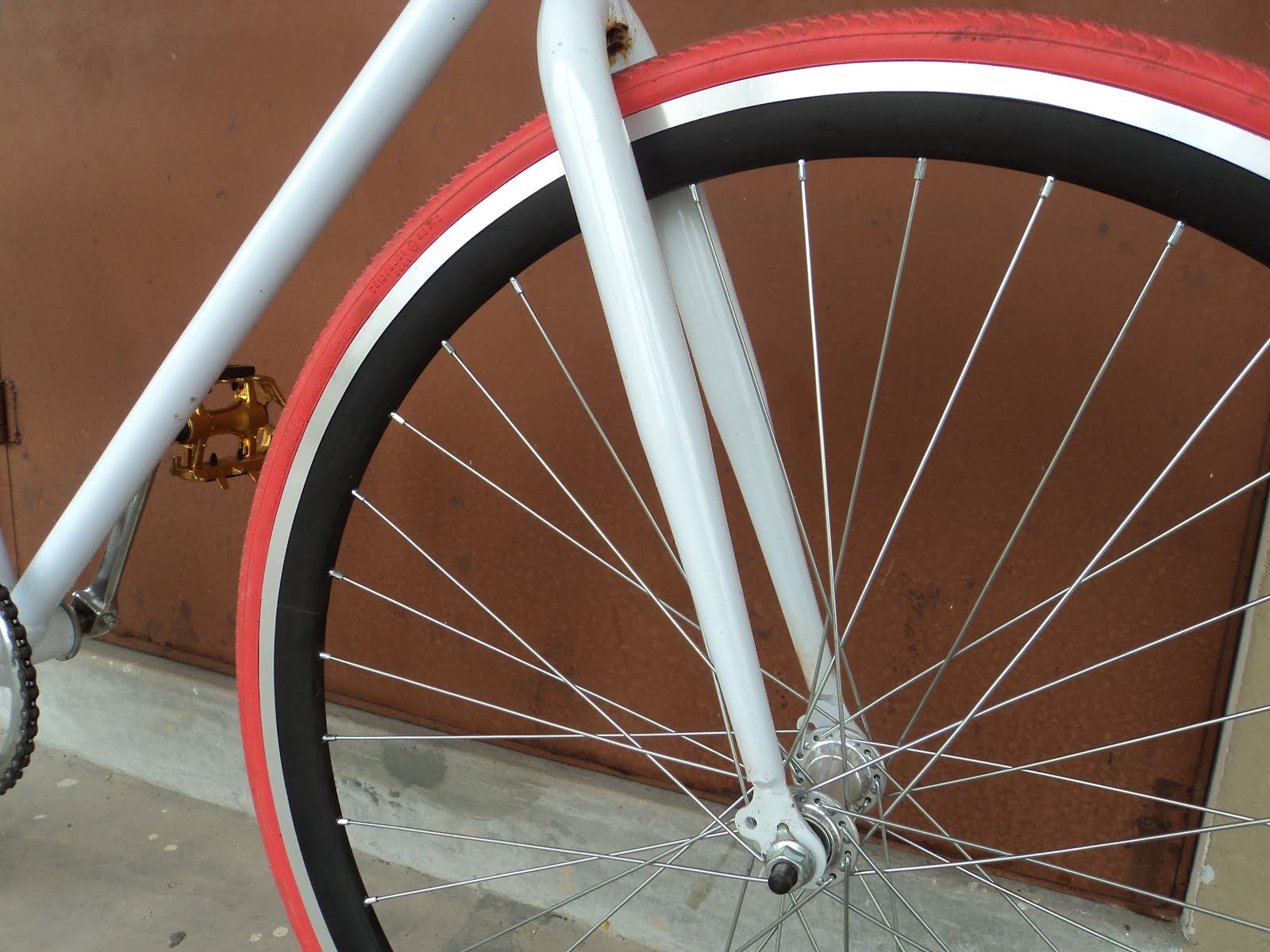 The Right Bike Store: 700C Custom Made New Fixed Gear Bicycle / Fixie ...