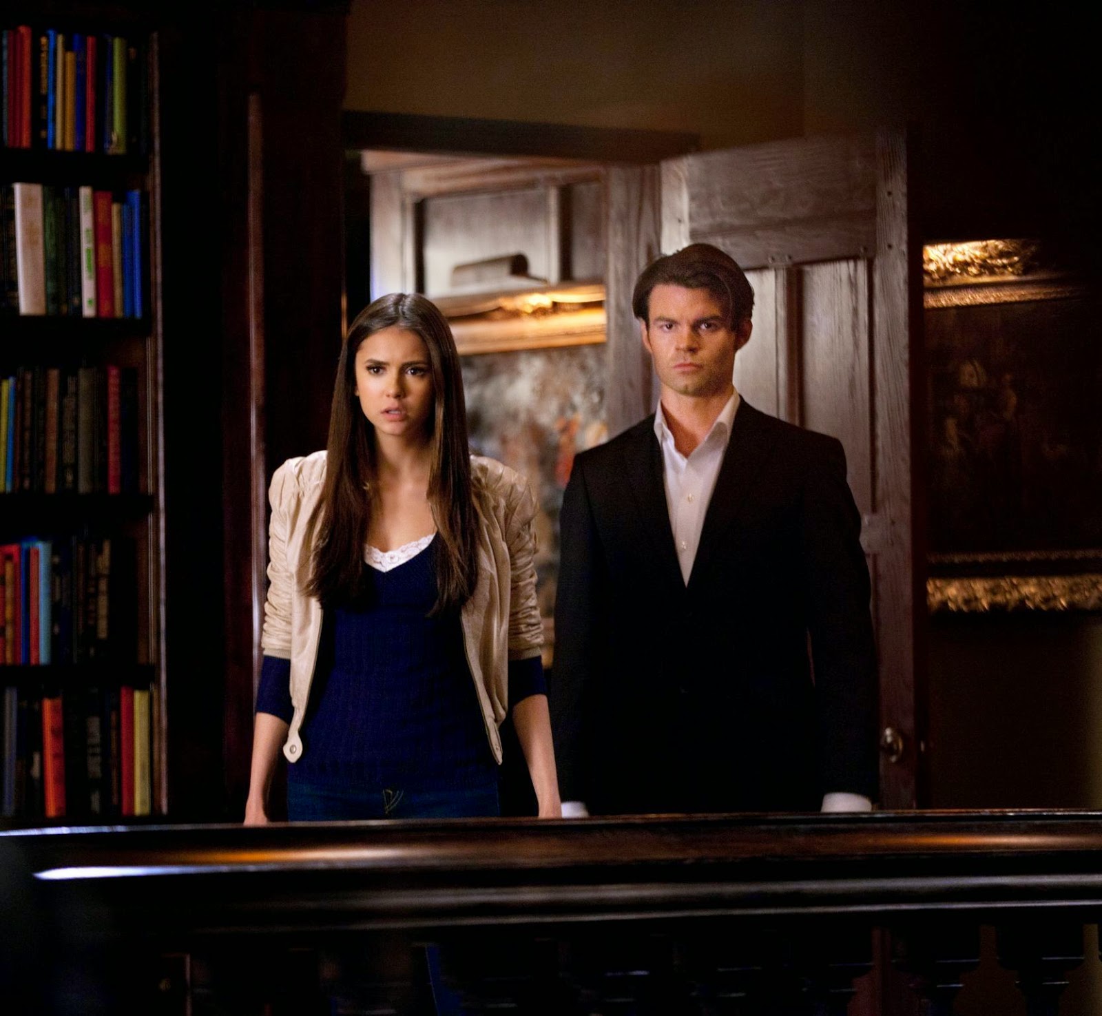 Spot Light: TVD: What if Elena's Parents Never Died?