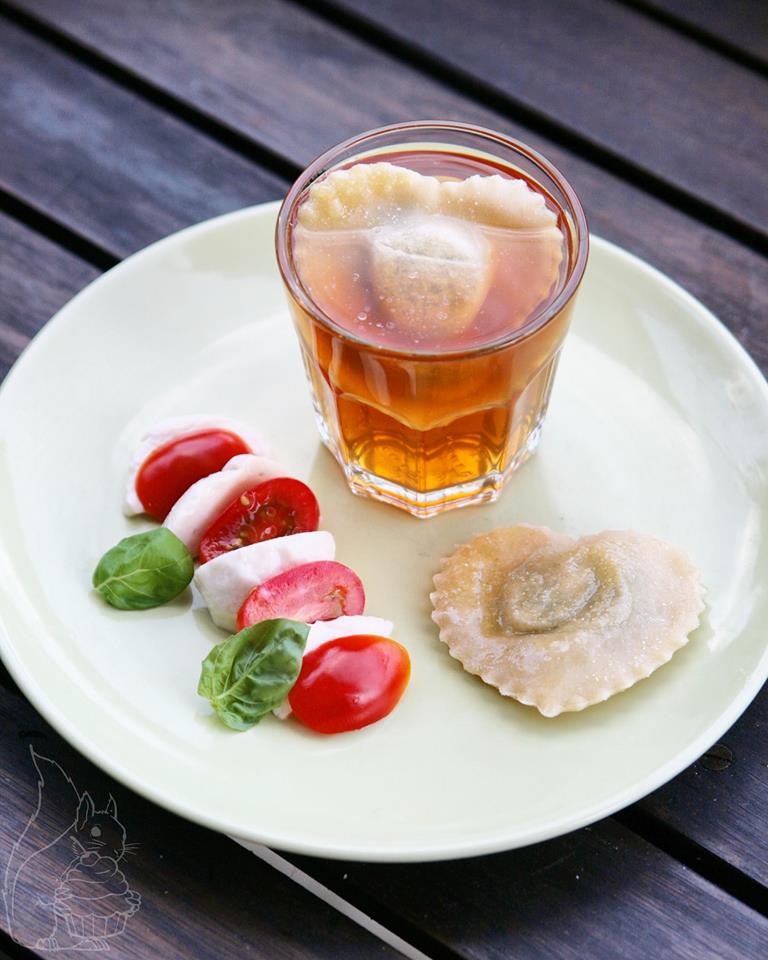 Squirrel of Nom's Tasty Treats: Squirrel Dinner 08/2018