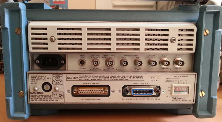 Ebay Seller Fayemoon : Tektronix 495P 100Hz to 1.8GHz Programmable Spectrum Analyzer Exellent ...