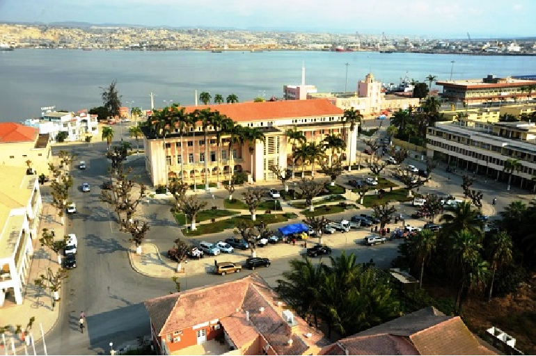 tropicalia: "história breve da cidade do Lobito"