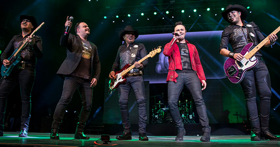 Bronco vive su mejor momento y despide el 2017 con segundo Sold Out en ...