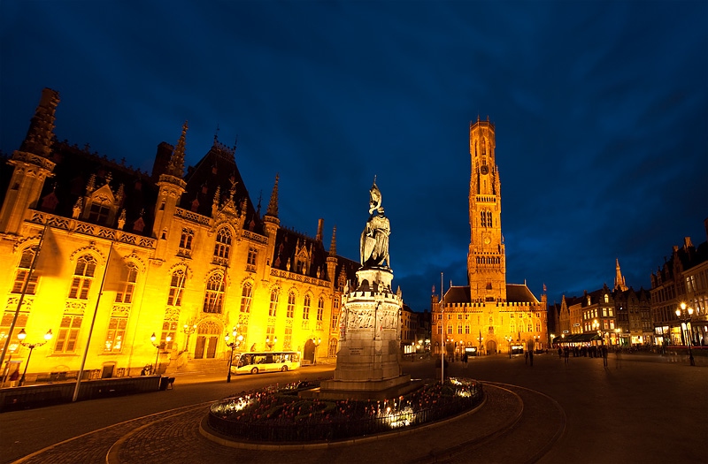 Narusu Travel Guide: Brugge die schone
