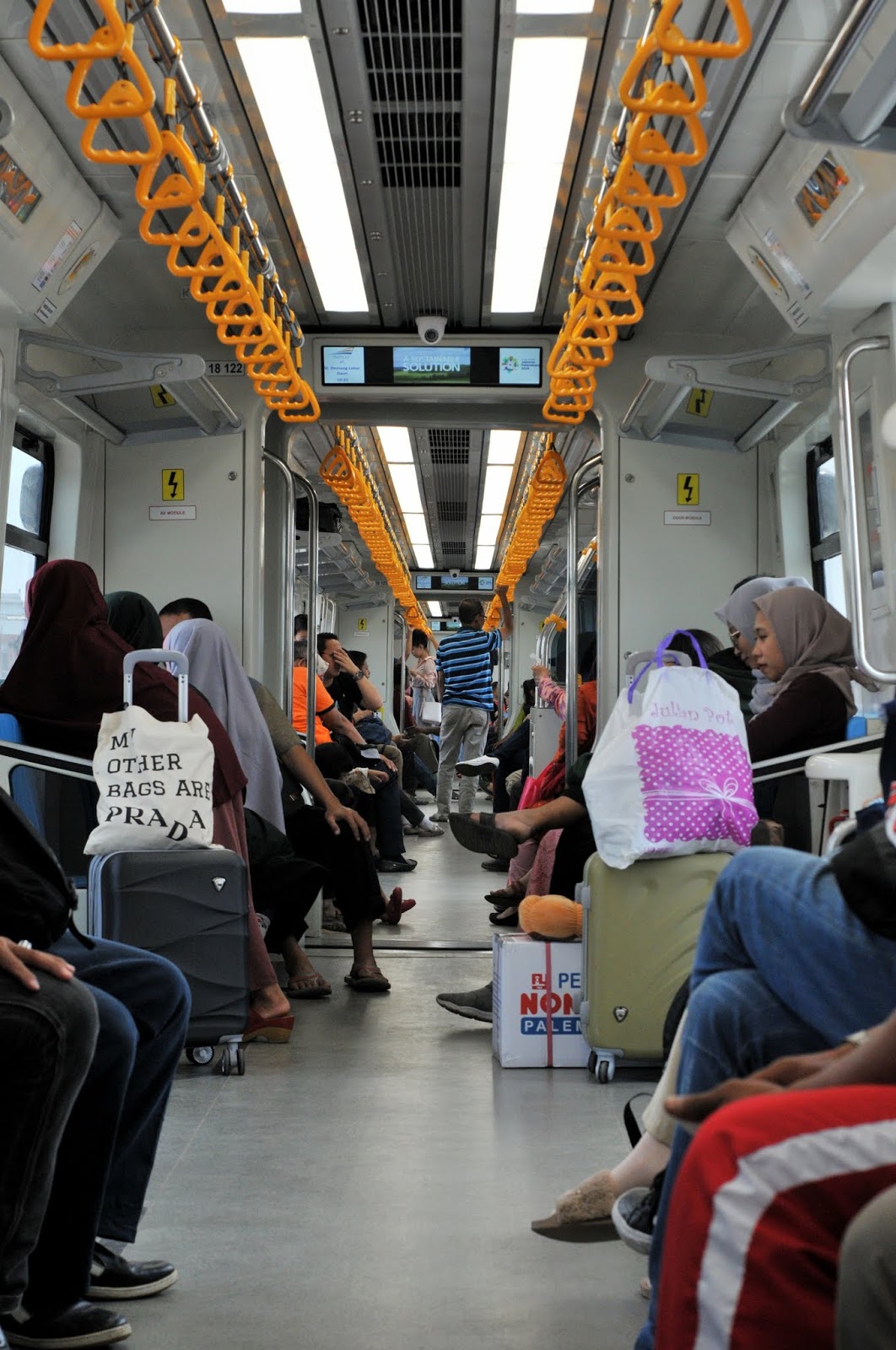 berbagi pengalaman naik LRT Palembang - Info, wisata, kuliner, hotel ...