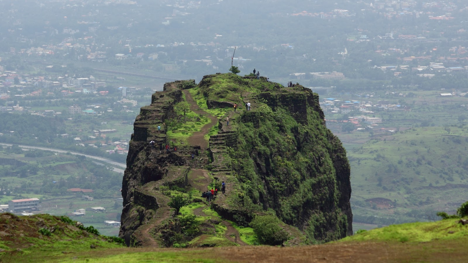 lohagad | लोहगड | गड-चित्रे