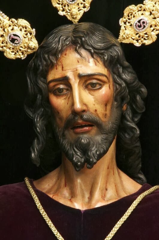 Y Sevilla Lo Llama Pasión: Restauración Cautivo de Santa Genoveva