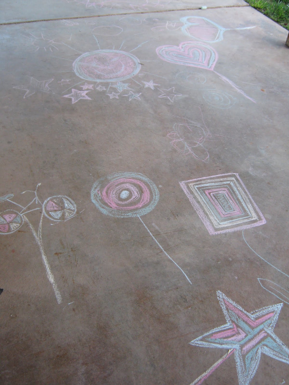 Au Natural Baby: Lollipop Chalk Drawings