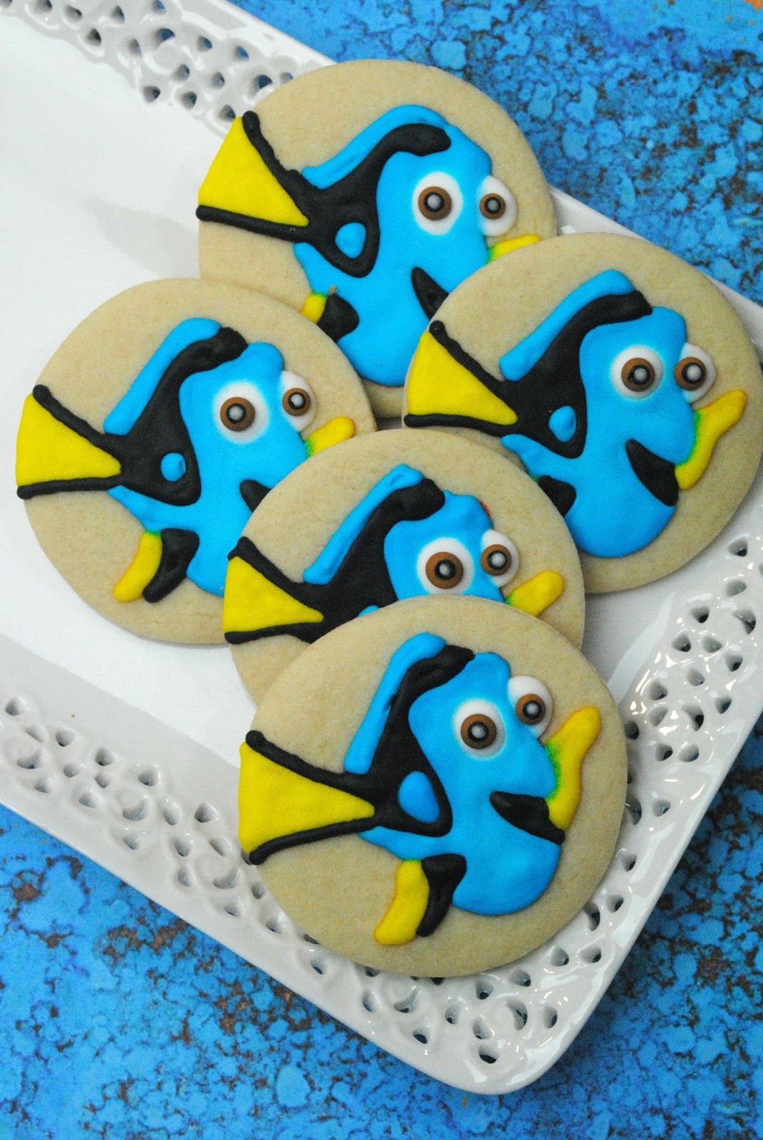 - Disney - Dory (Finding Nemo) Cookies - MUMMY TO THE MAX