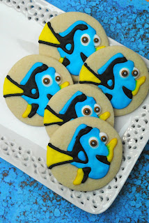 - Disney - Dory (Finding Nemo) Cookies - MUMMY TO THE MAX