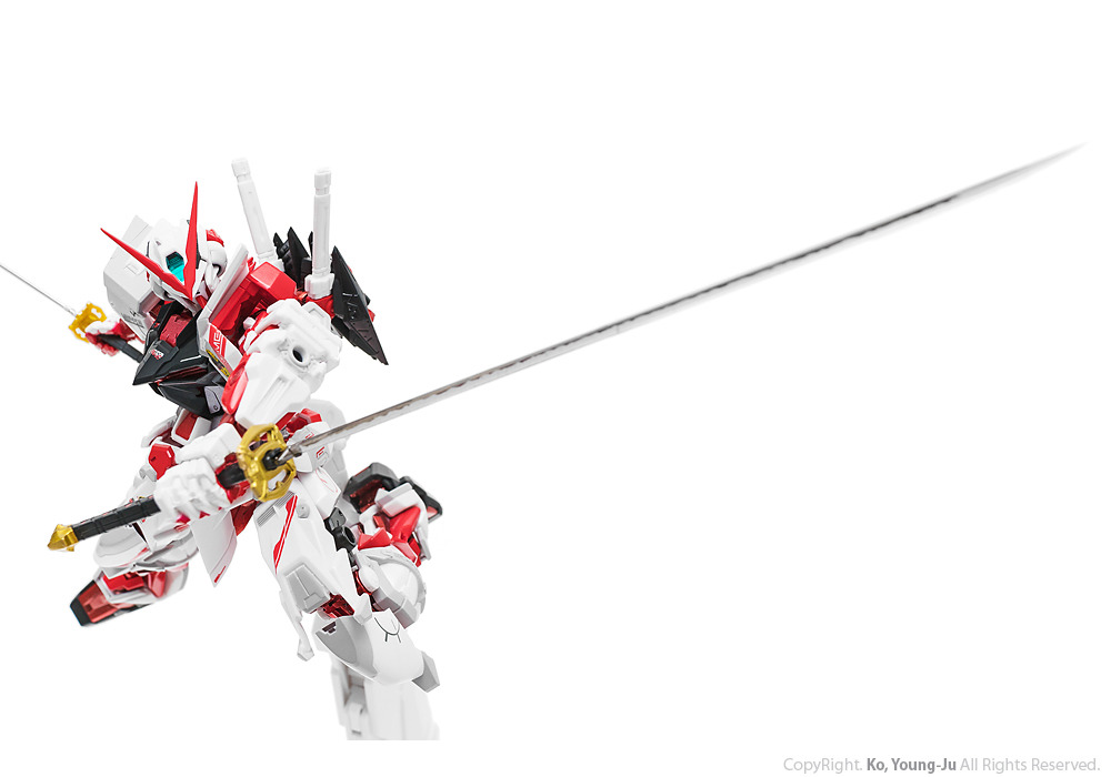 GUNDAM GUY: METAL BUILD Astray Red Frame - Review Images