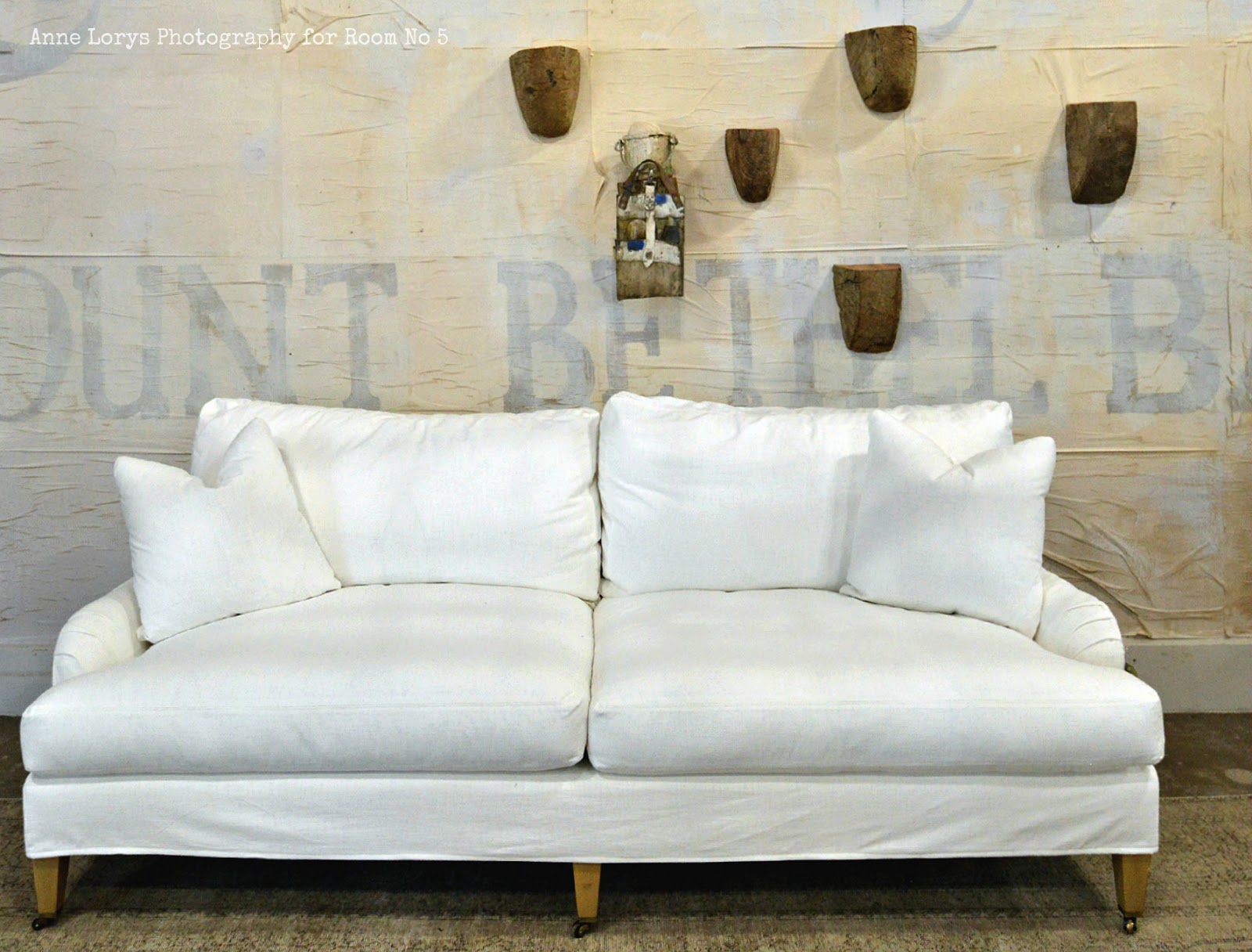 Fiona and Twig: Room No 5