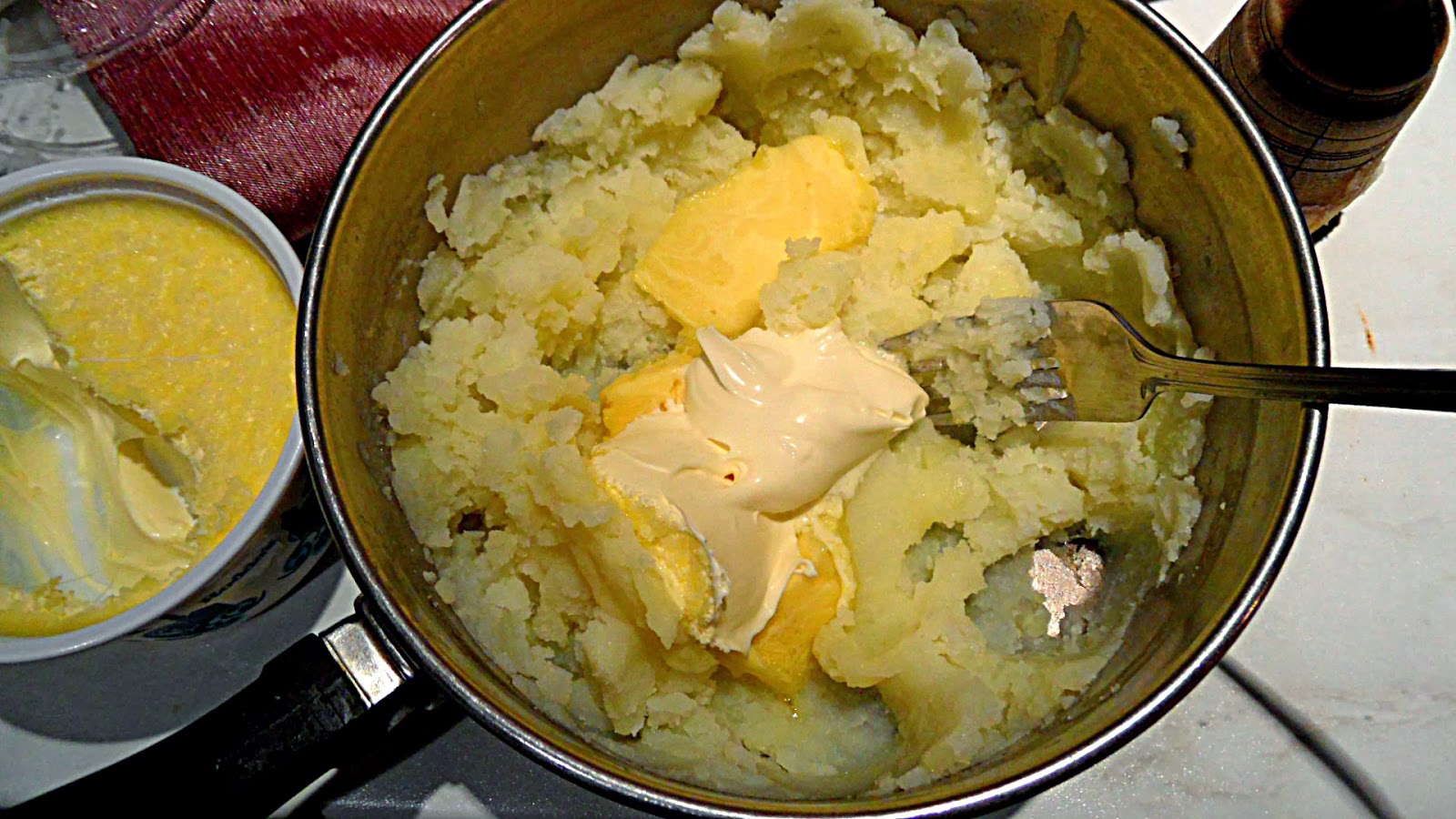 Chez Maximka: The ultimate creamy mashed potato with Rodda's Cornish ...