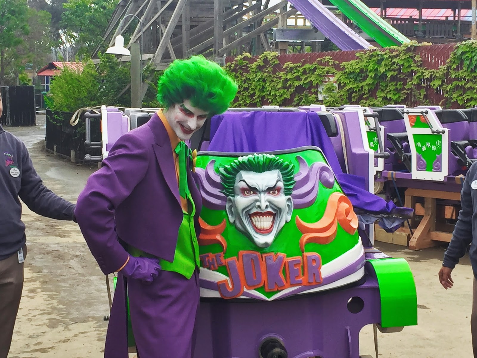 "The Joker" Hybrid Coaster Exclusive Construction Site Tour - Six Flags ...