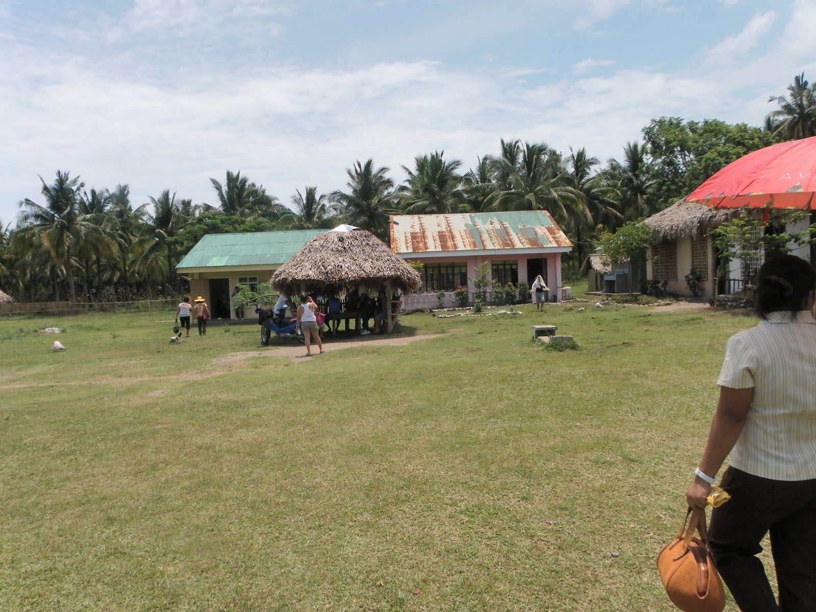 BCN Community news: PROJECT HELP IN BICOL REGION