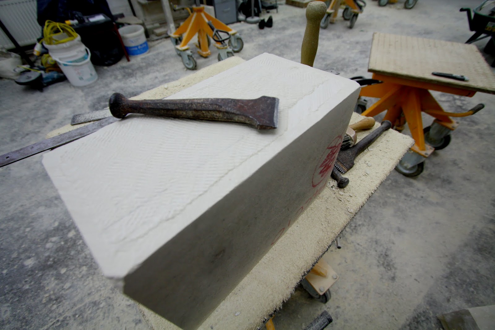 Lindy Weston: The Principle of Stone Cutting