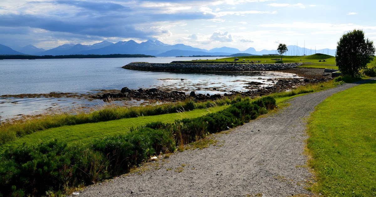 En liten reise, en vakker sommerdag - Fra Molde til Møst
