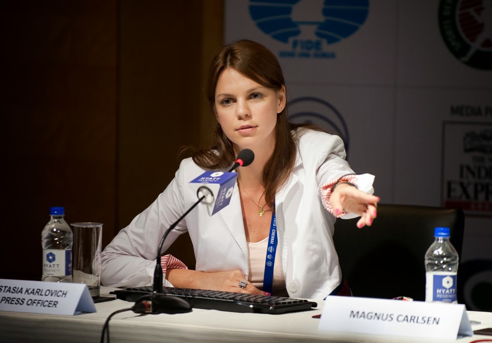 Vida em Miniatura: Rádio Xadrez com Anastasiya Karlovich