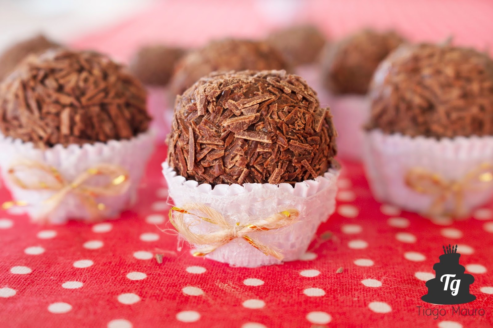 BRIGADEIRO TRADICIONAL VS BRIGADEIRO GOURMET - Tiago Mauro - Blog