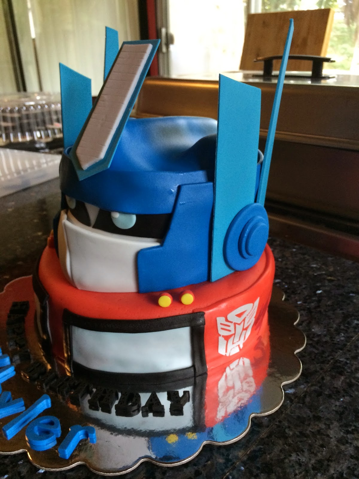 Our Decorated Cakes and Cupcakes: Transformers Optimus Prime Cake and ...