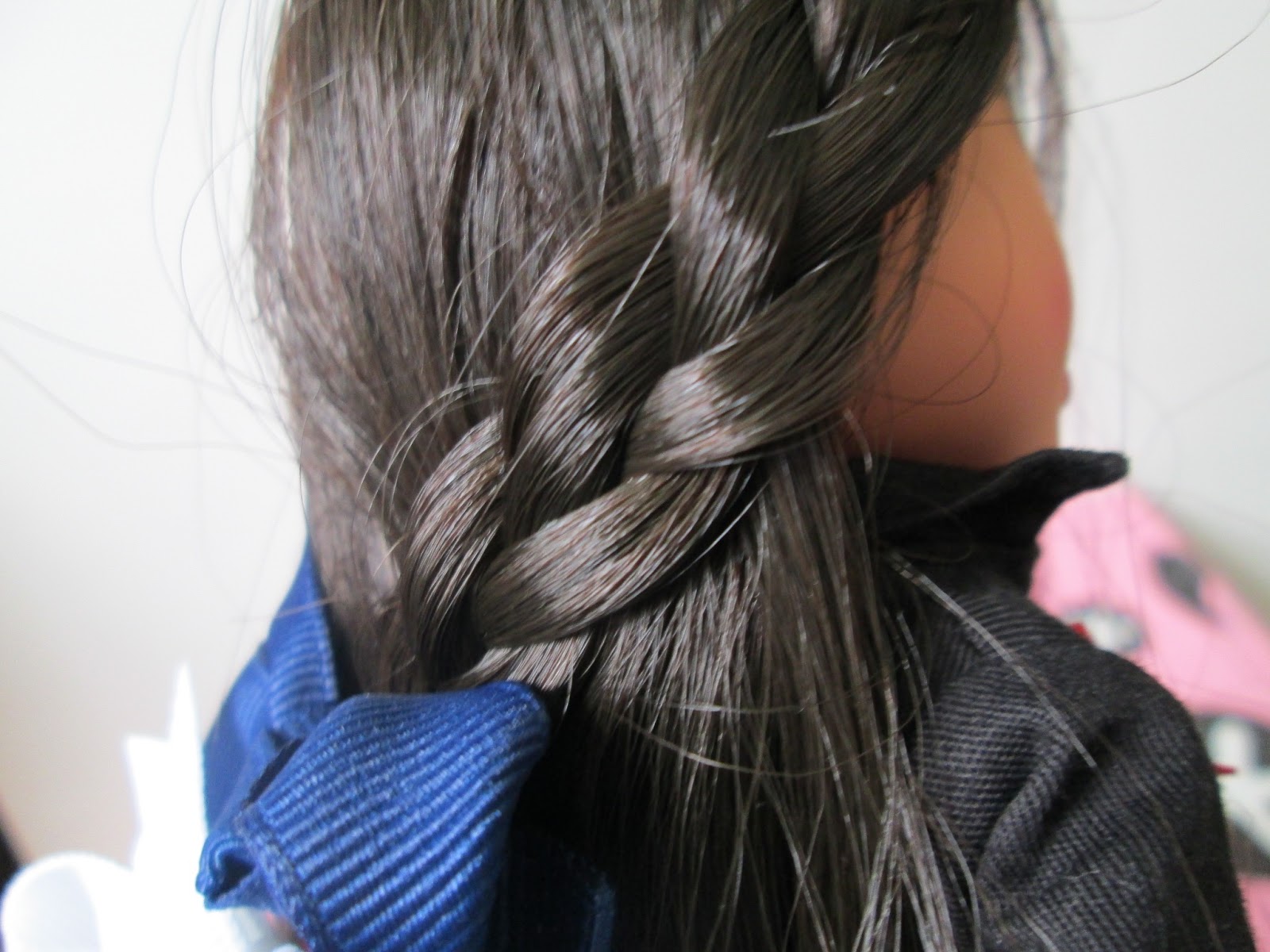 Carrot and Claire: Hairstyle Mania!- Pulled Back Braid