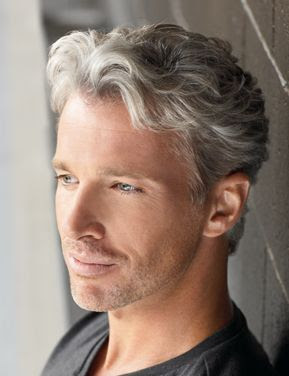 Modernos cortes de pelo para hombres con canas ¡Increíbles!